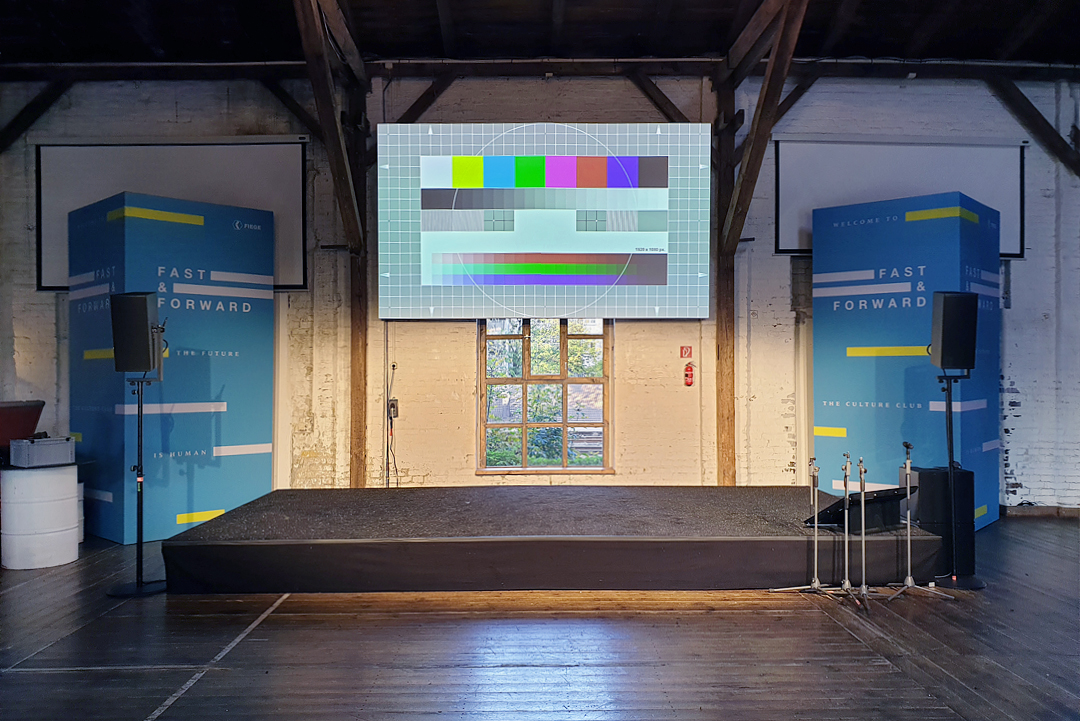 Fiege Fast Forward 2022 - Wandbauten und Projektionsflächen